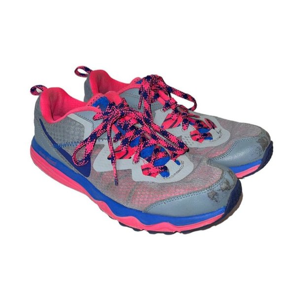 Nike | Shoes | Nike Dual Fusion Trail Running Shoes Womens Size 8 ...